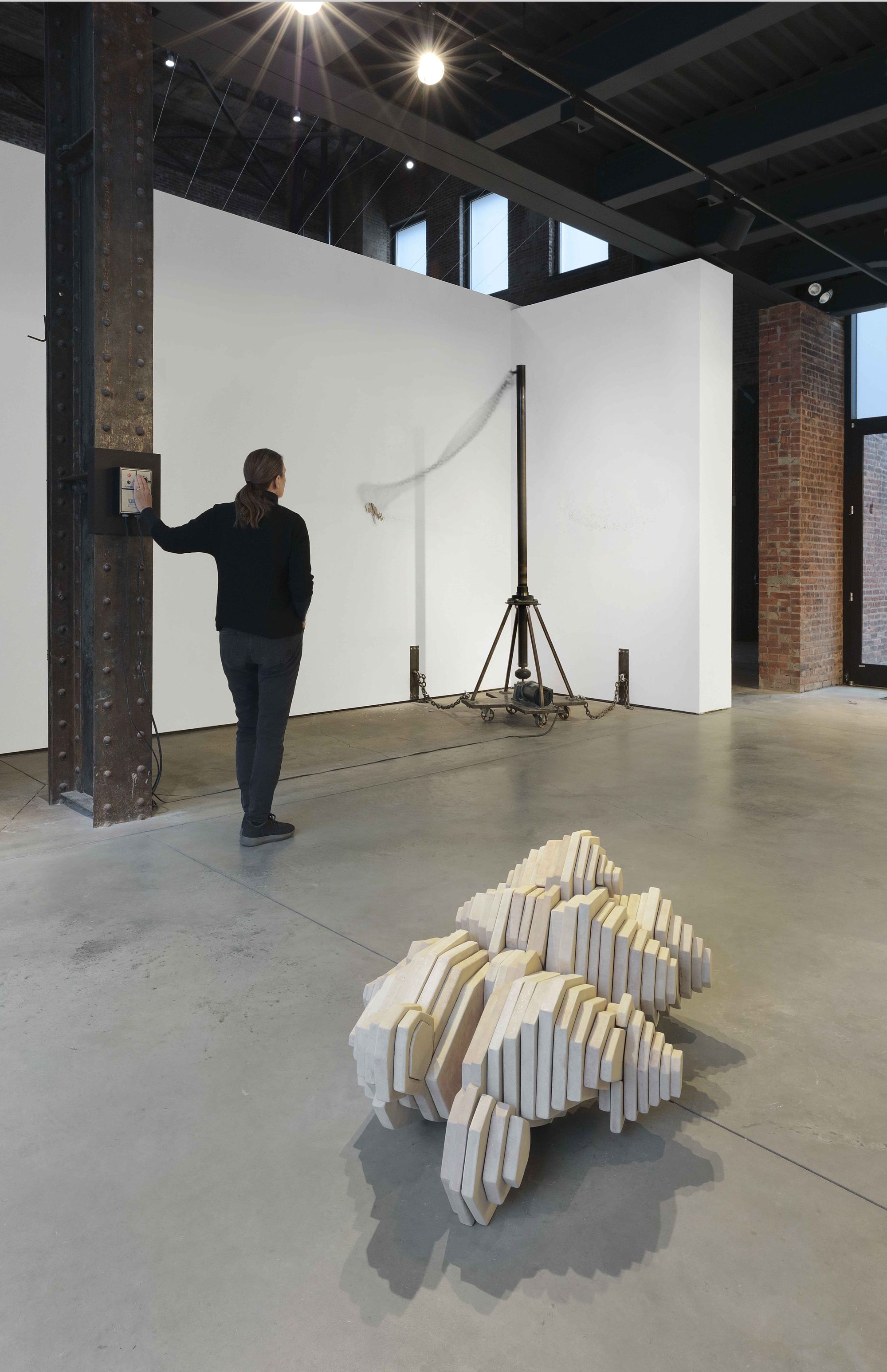 Liz Larner: Don’t put it back like it was – Exhibitions – SculptureCenter